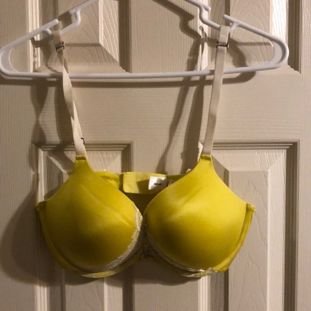 Fredericks Of Hollywood Push Up Bra - Gem